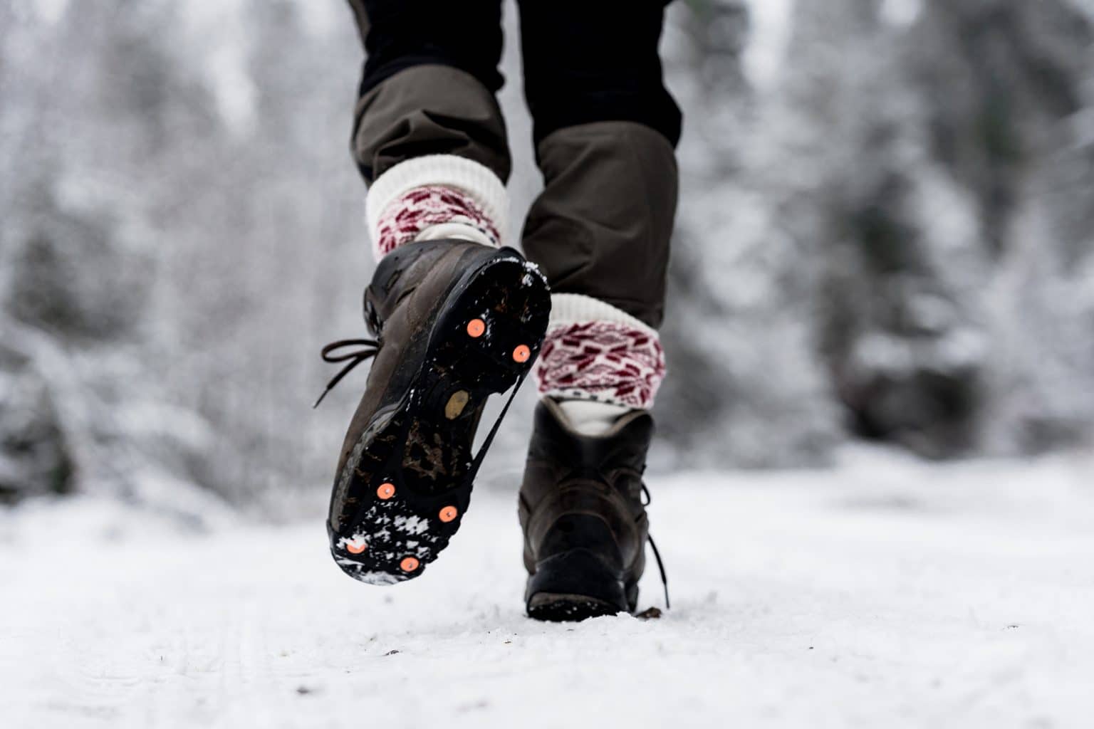 En trygg vinter för alla – med broddar som gör skillnad - Brunngård